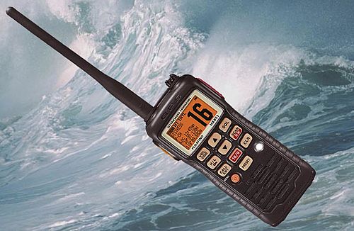 Håndholdt VHF med DSC, GPS og kortplotter - Minbaad.dk