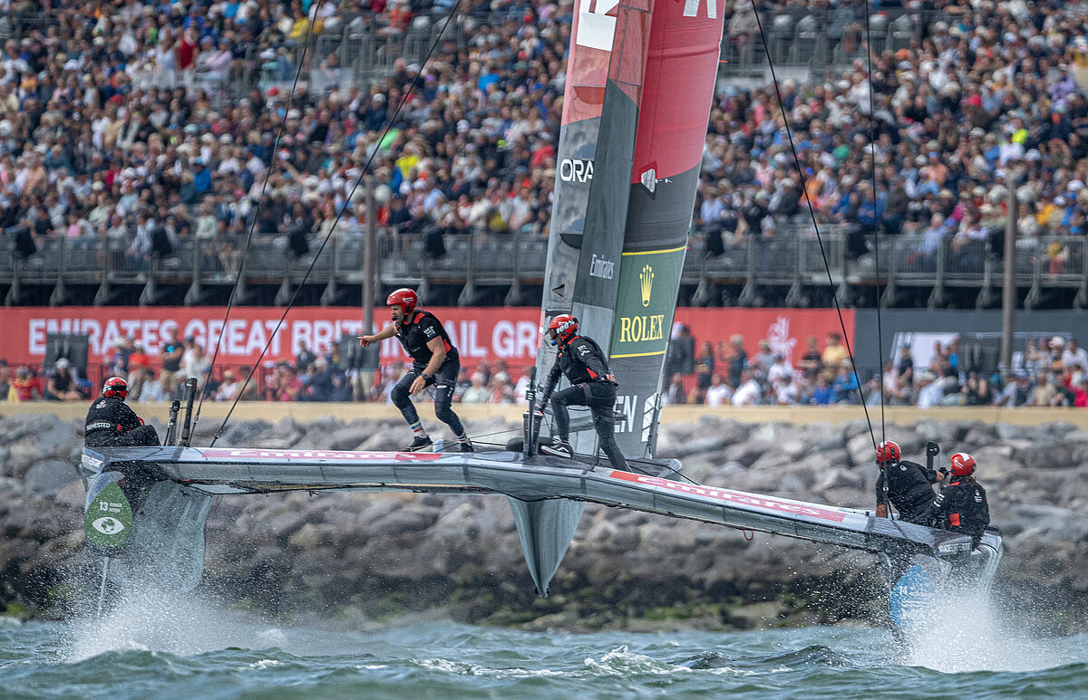 SailGP: T-foil udfordringer bag dansk 7. plads i Portsmouth - Minbåd.dk